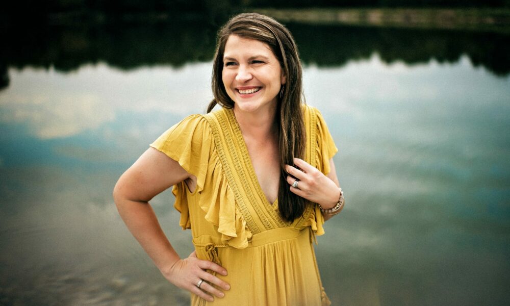 Community Highlights: Meet Molly Henson of Molly Elizabeth Photography ...